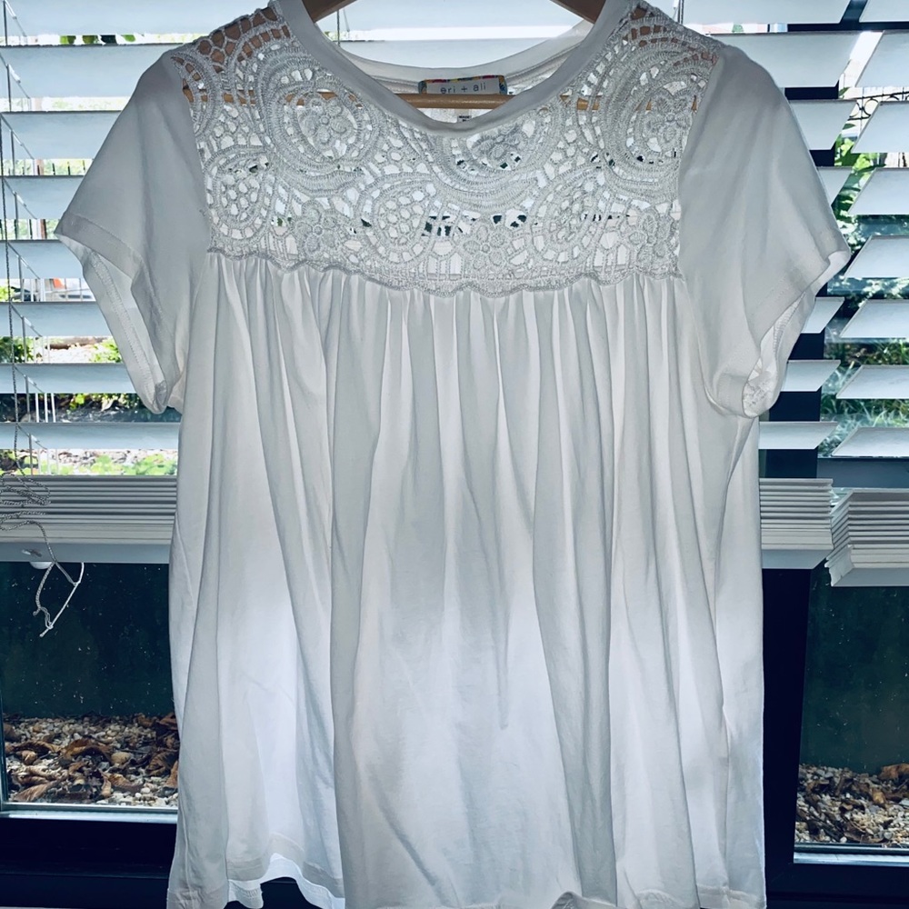 Eri & Ali White Embellished Top - Gem